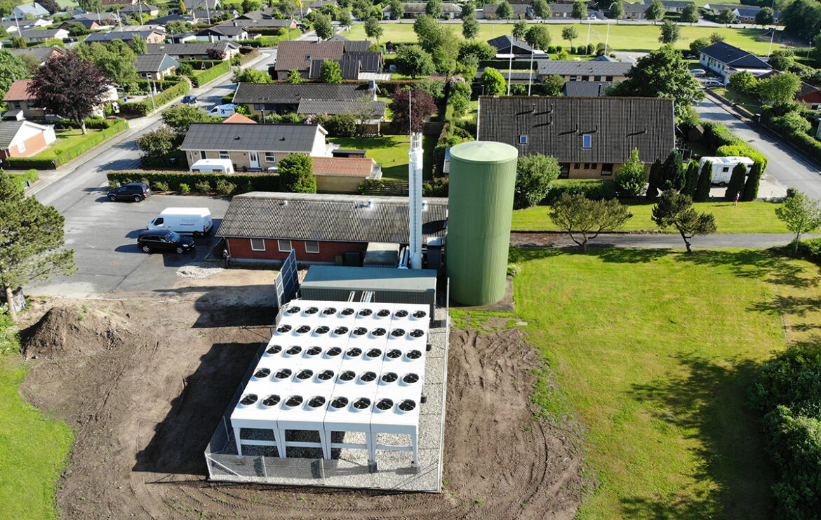 Large-Scale Heat Pumps for District Heating & Cooling | DBDH